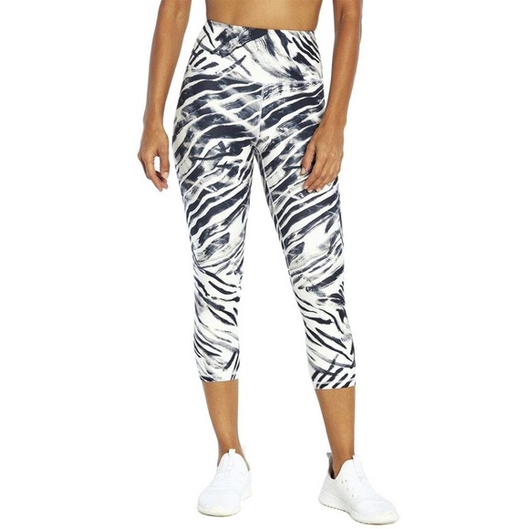 Balance Collection | Pants & Jumpsuits | New Balance Collection Contender Compression Capri ...